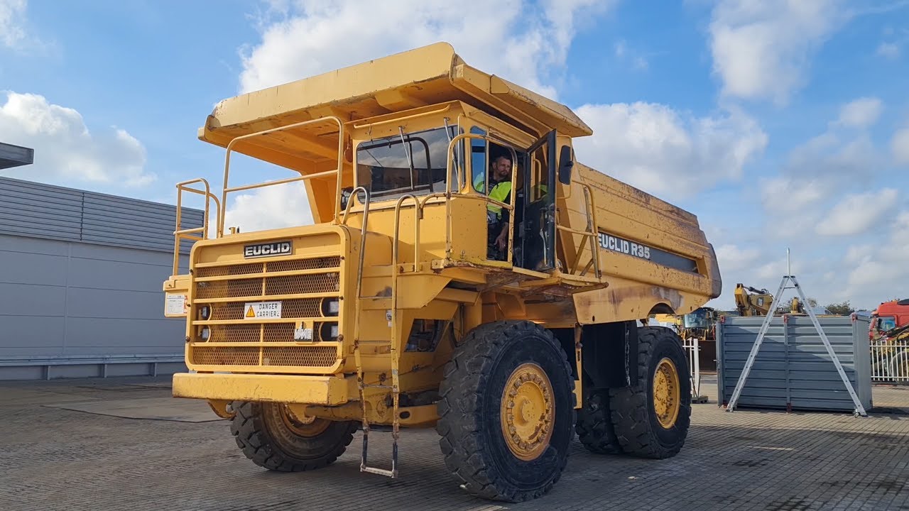 70153497 Euclid R35 - YouTube