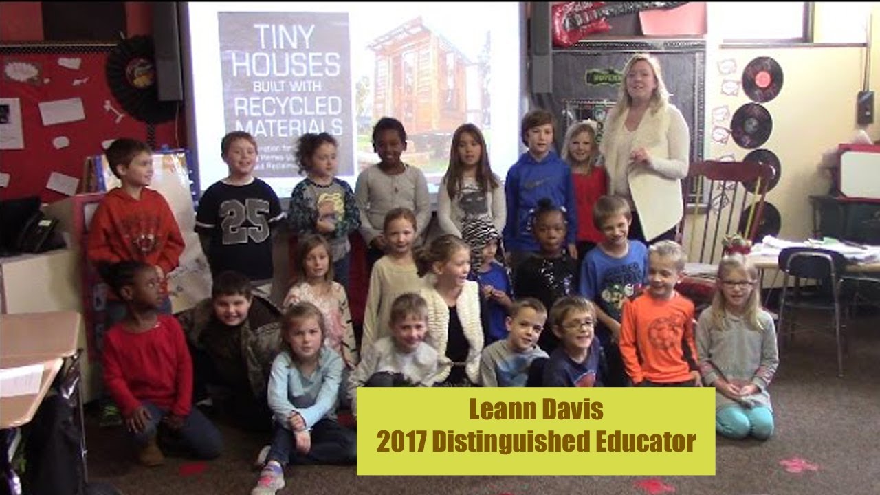 Leann Davis - 2017 Distinguished Educator - YouTube