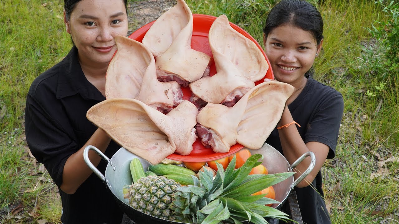 Fried Pig Ears Recipe / Mix Vegetable Stir Fried with Pig Ears / Eating ...