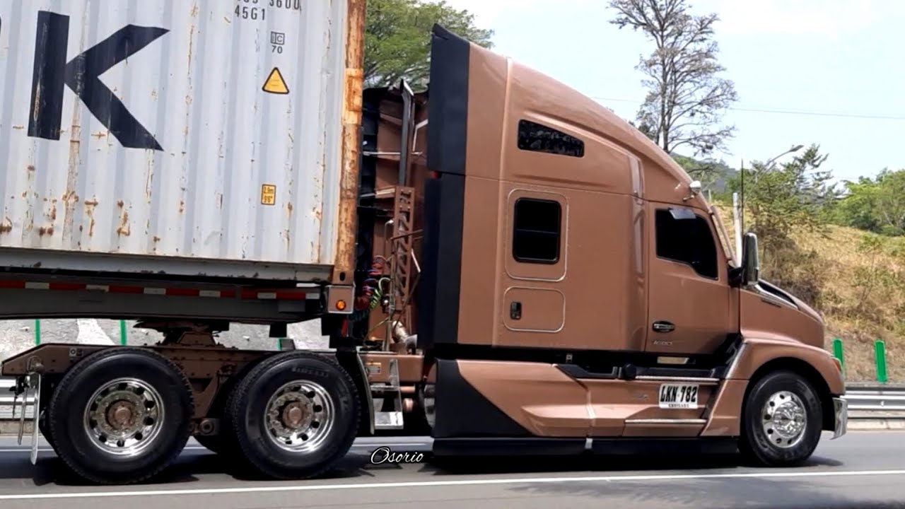 NUEVAS TRACTOMULAS COLOMBIANAS POR EL OCCIDENTE ANTIOQUEÑO (KENWORTH ...
