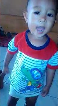 Muhammad Azka Alfarizi- burung Kaka tua - YouTube