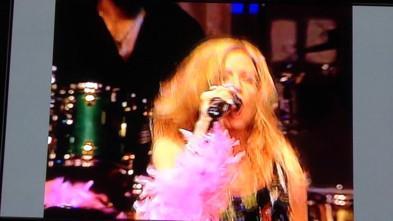 Jana Anderson singing "I Wish" by Stevie Wonder. End of song. - YouTube