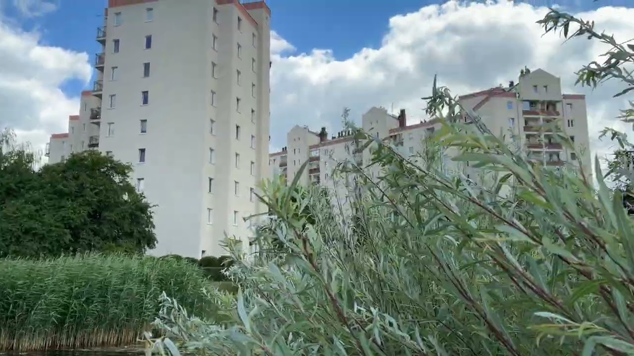 Apple iphone 17e video sample