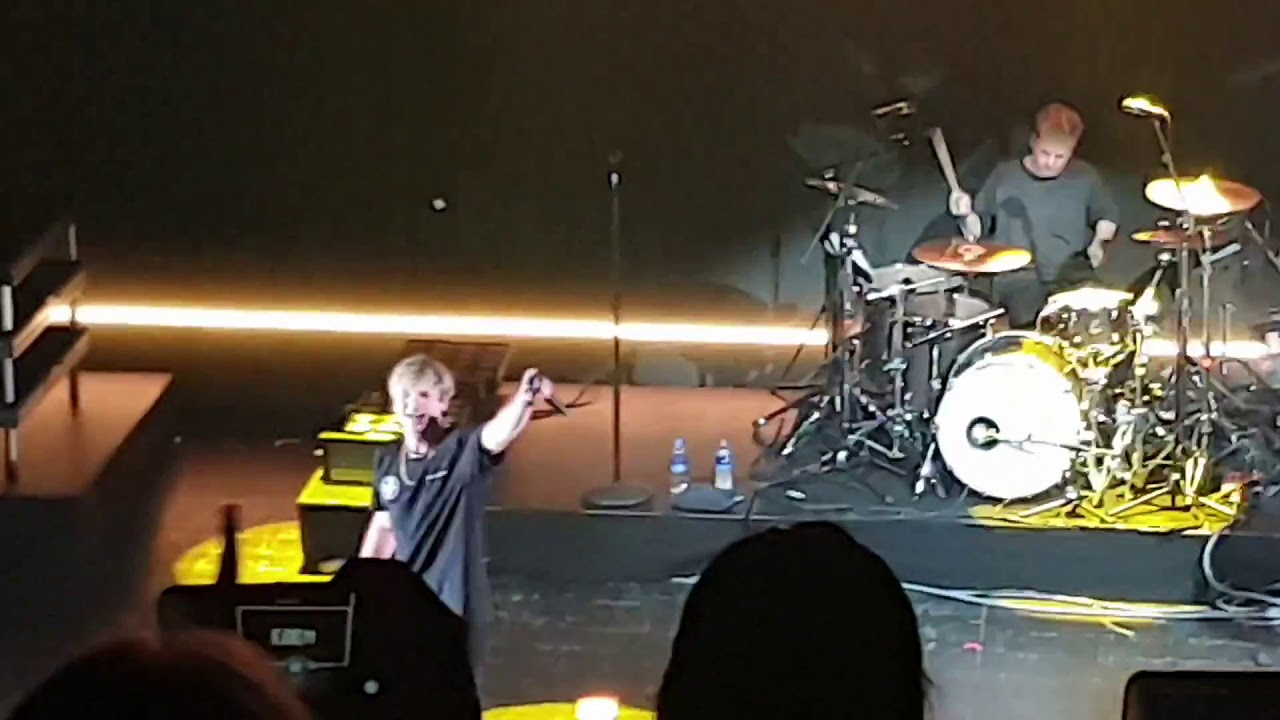 LAMBO - EBEN (Live Utrecht Oct 14, 2019) - YouTube