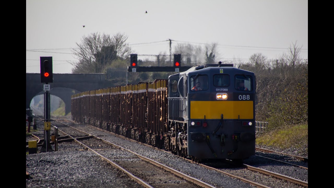 Irish freight and Passenger trains at Limerick Jct and Kildare 28/03 ...