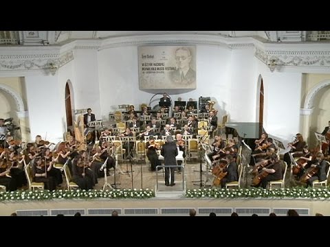 Bakü Üzeyir Hacıbeyli Festivali'ni kutluyor - le mag