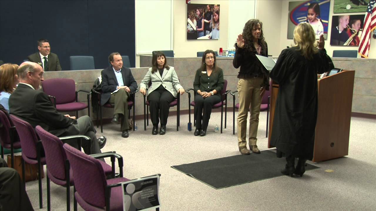 Wendy Vogel Swearing-In - YouTube