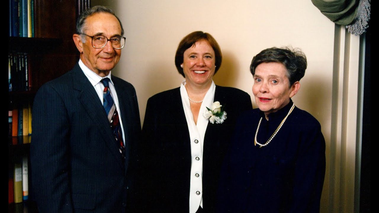 2021 Distinguished Achievement Awards Dinner - The Hon. Sarah Singleton ...