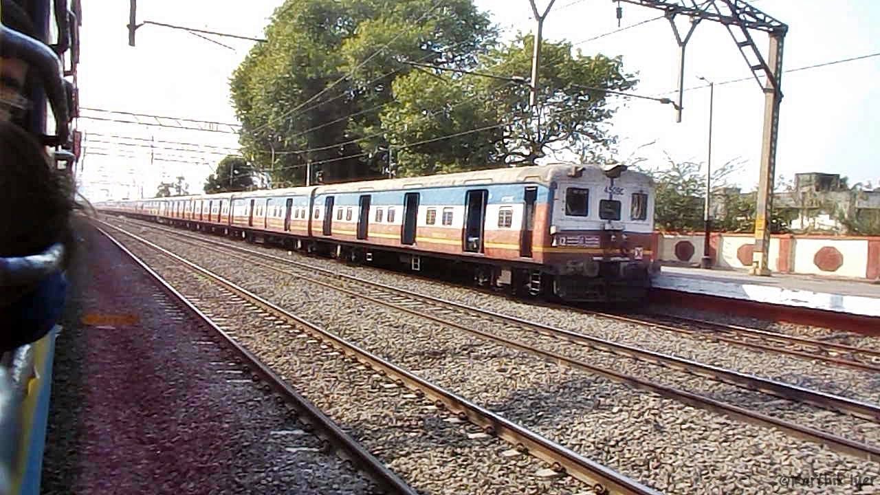 Lonavala - Pune Local Arriving Begdewadi. - YouTube