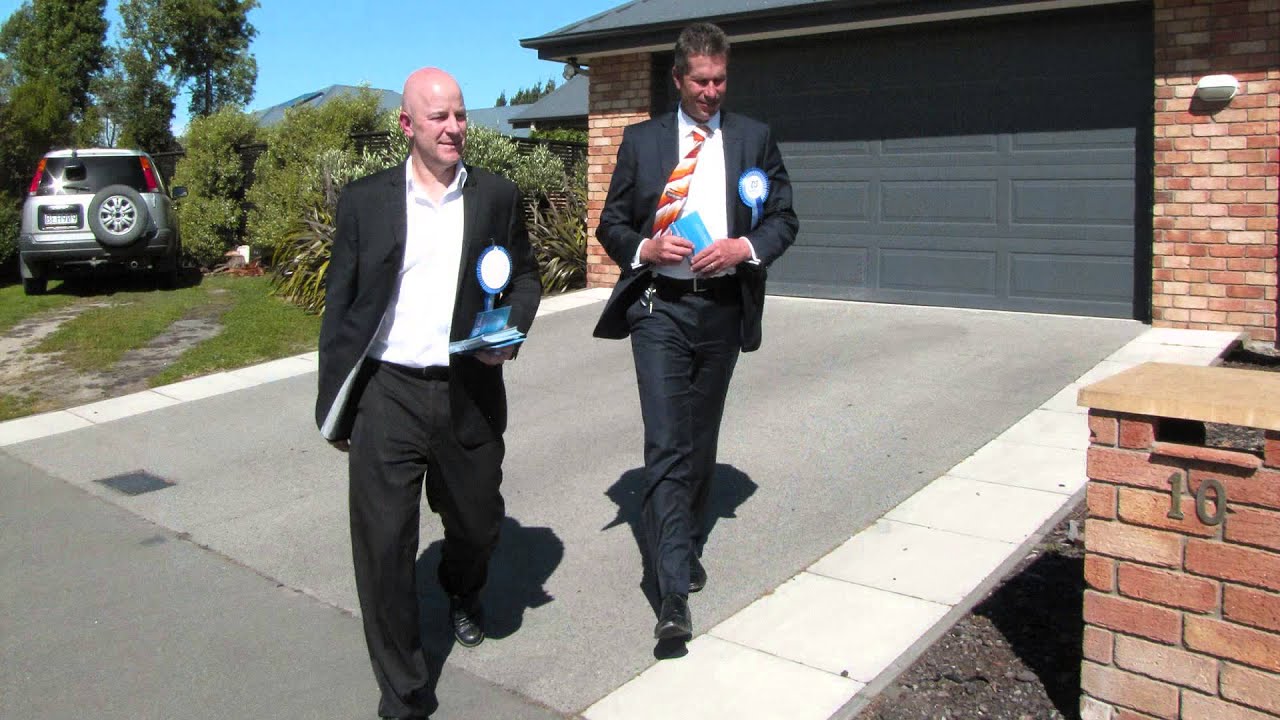 Chris Tremain - Campaigning for Matt Doocey in East Christchurch - YouTube