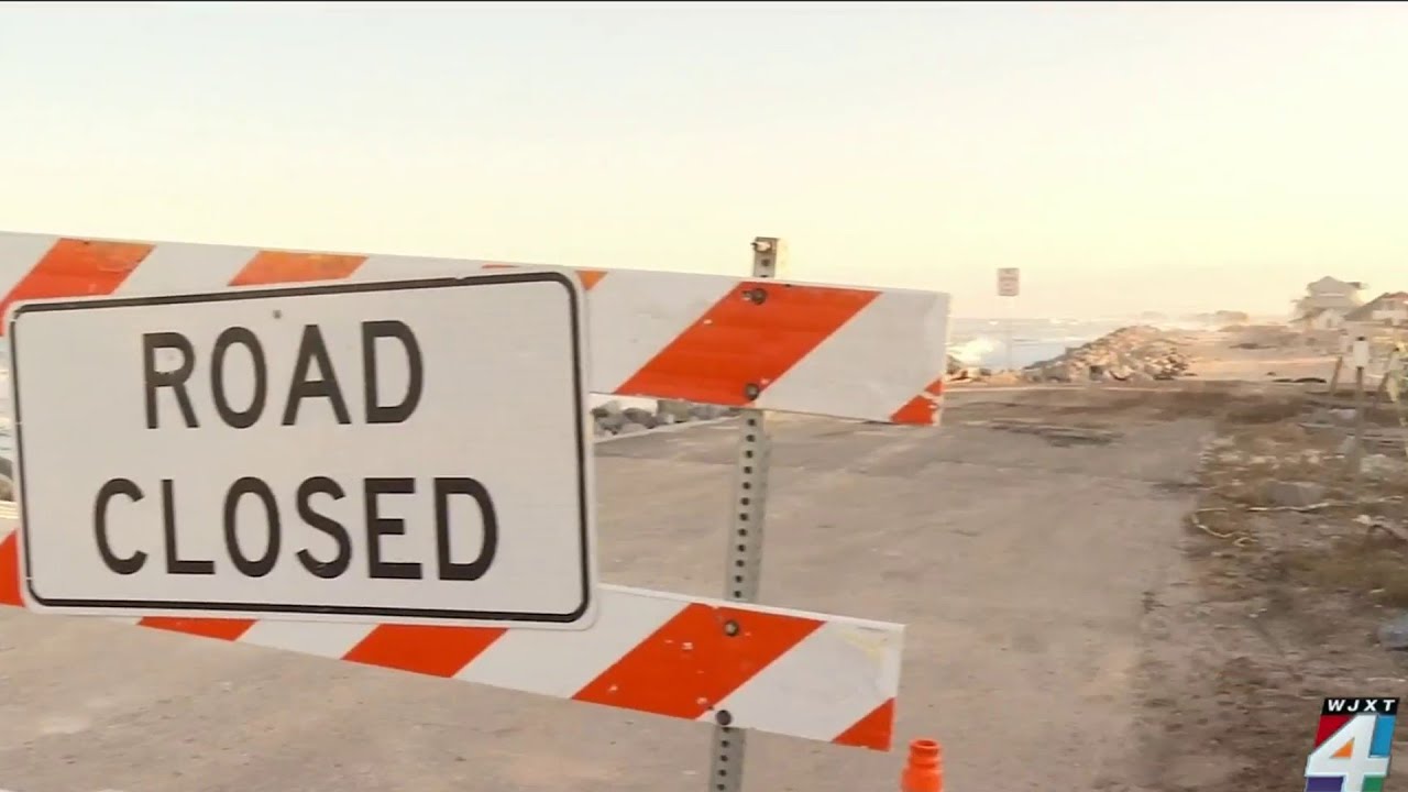 Summer Haven residents meet with county leaders as erosion continues to threaten homes - YouTube