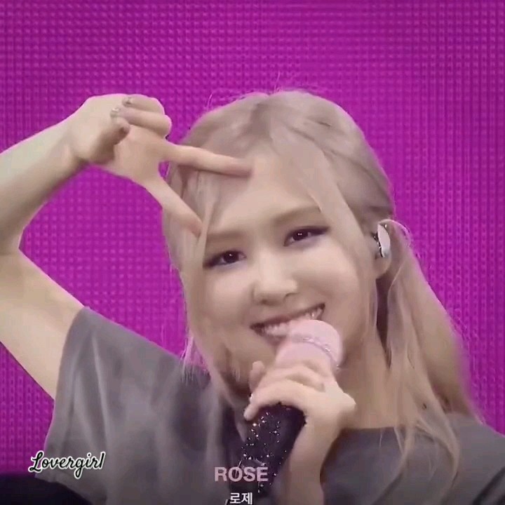 She is so beautiful love her cute and gorgeous smiles 😘🥺🥺🥺#blackpink # ...