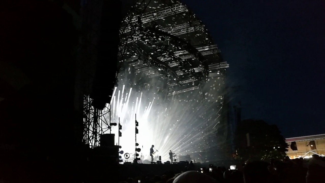 Lights - Radiohead concert Glasgow 07-07-2017 - YouTube