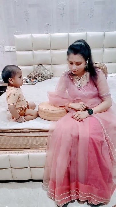 maa bete ki ladai #youtubeshorts #shortvideo #comedy #shots #trendingshorts - YouTube