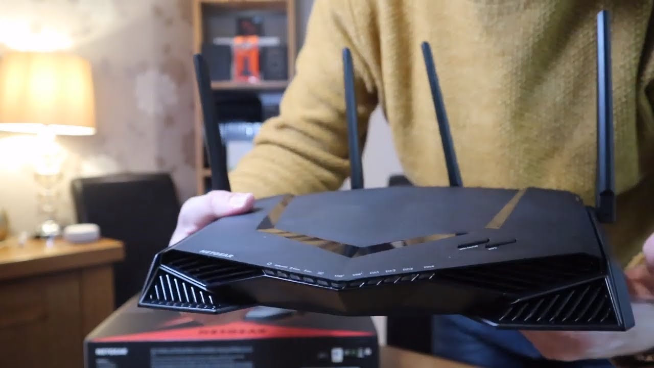 Netgear XR500 Gaming Router - Optimised for Black Ops 4, Fortnite, FIFA ...