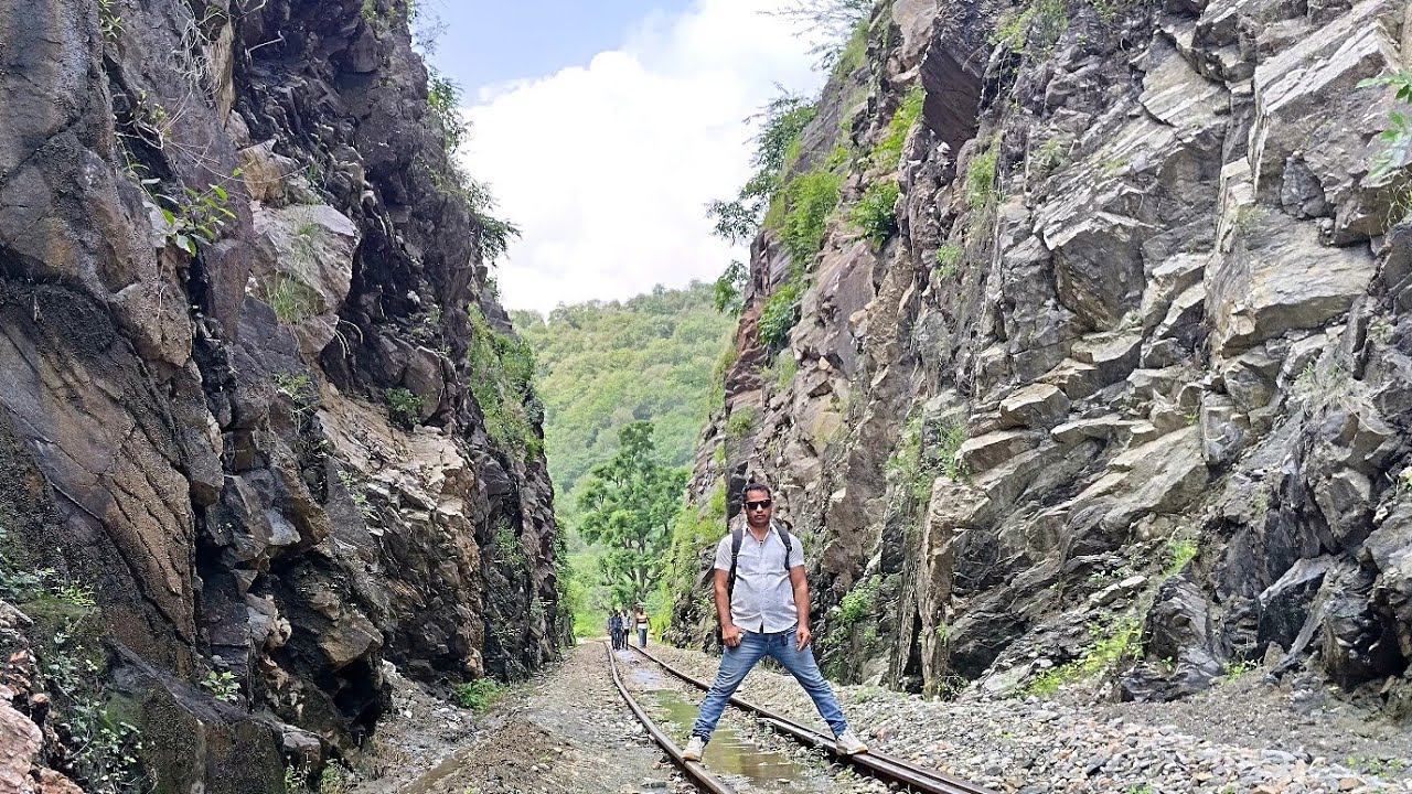 GORAM GHAT TRIP // goram ghat waterfall // goram ghat rail track - YouTube