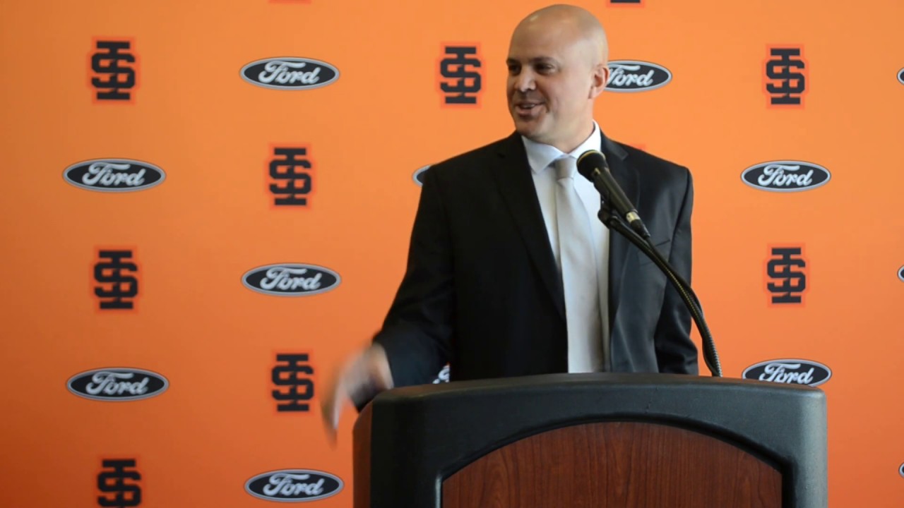 Ryan Looney introductory press conference - YouTube