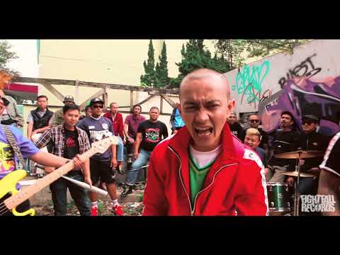 Rentenir FC - Man of The Macth (Official Music Video)