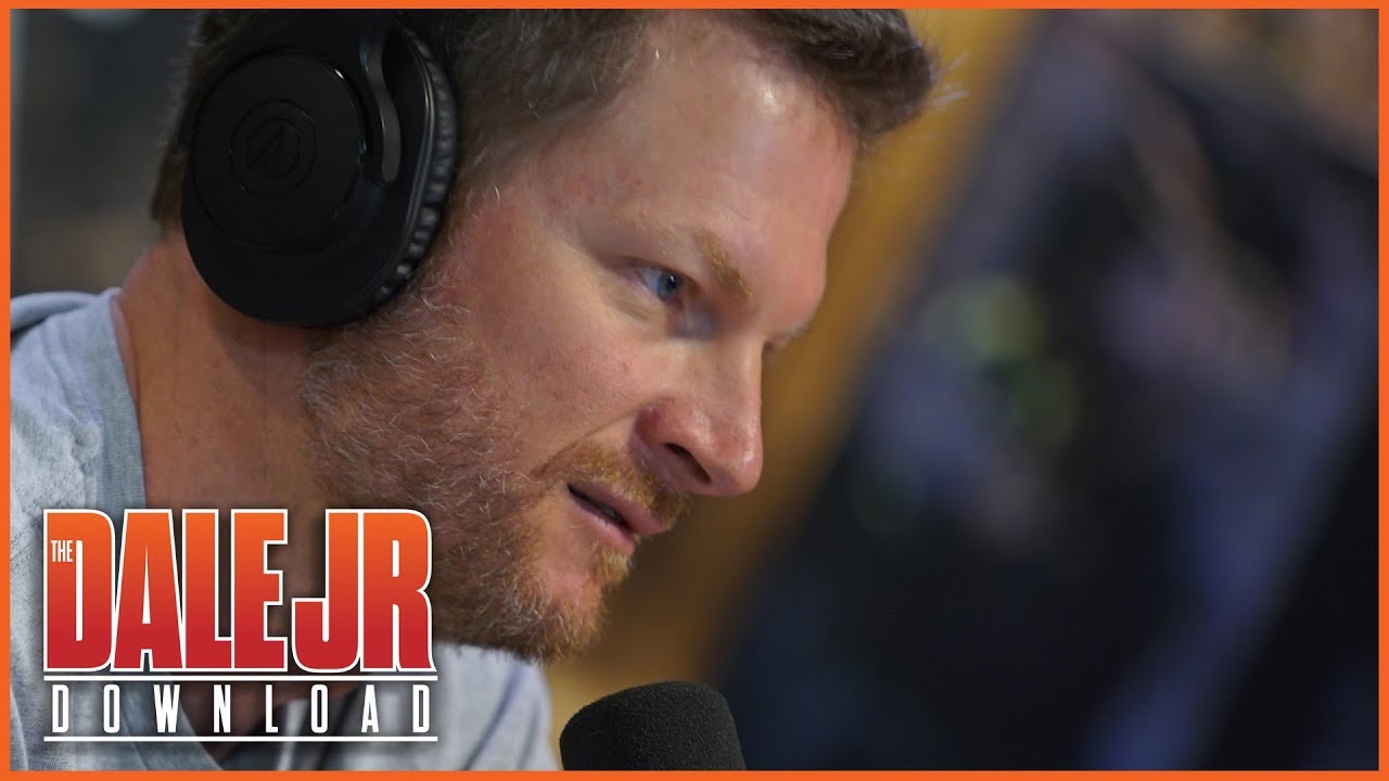 Dale Jr. Download: "Bulldog" Johnny Sauter vs Austin Hill - YouTube