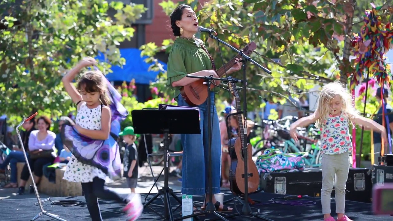 Azul Barrientos @ Monarch Festival San Antonio 2017 - YouTube
