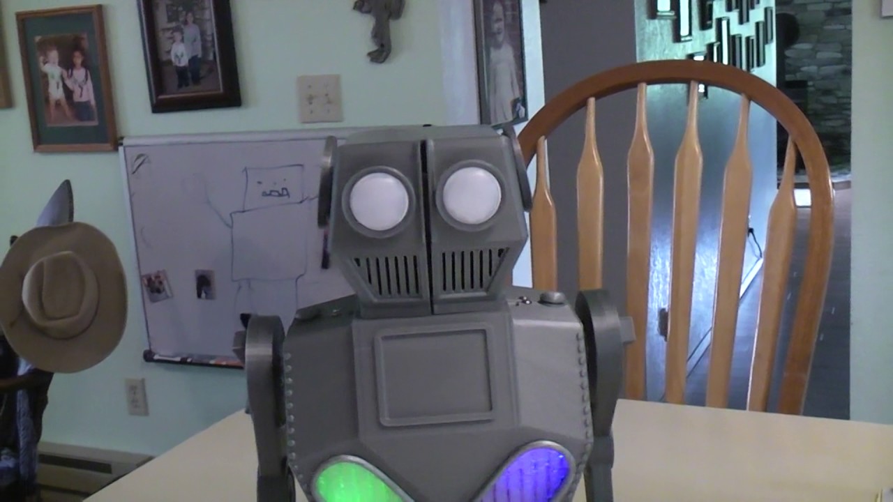 3d printed Change Prince robot prototype for Ozzy - YouTube