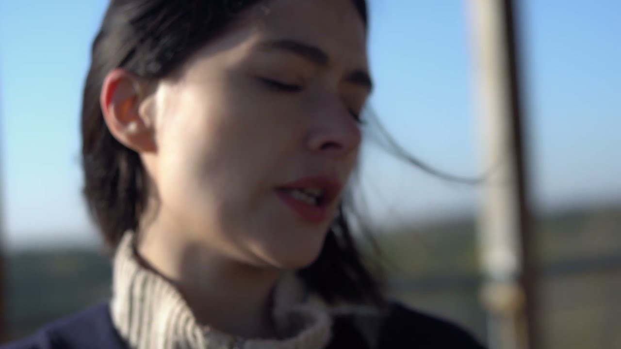 Misia Furtak - Przychodzisz, odchodzisz (live electric version) - YouTube