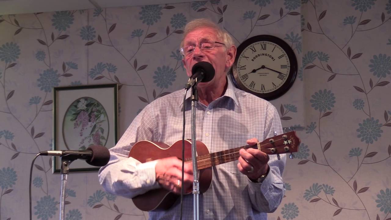 Brian Knott - Manchester Maggie - YouTube