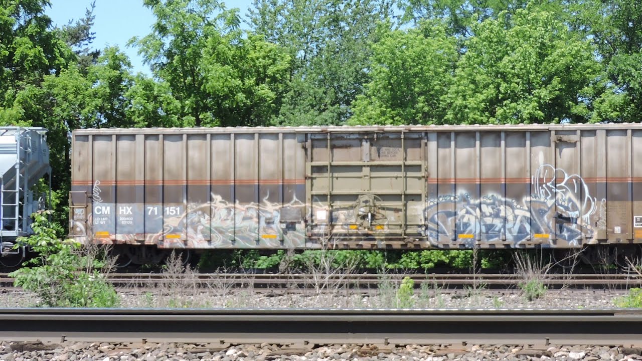 NS Manifest with EX Amtrak Boxcar Towards the End in Berea, Ohio! - YouTube
