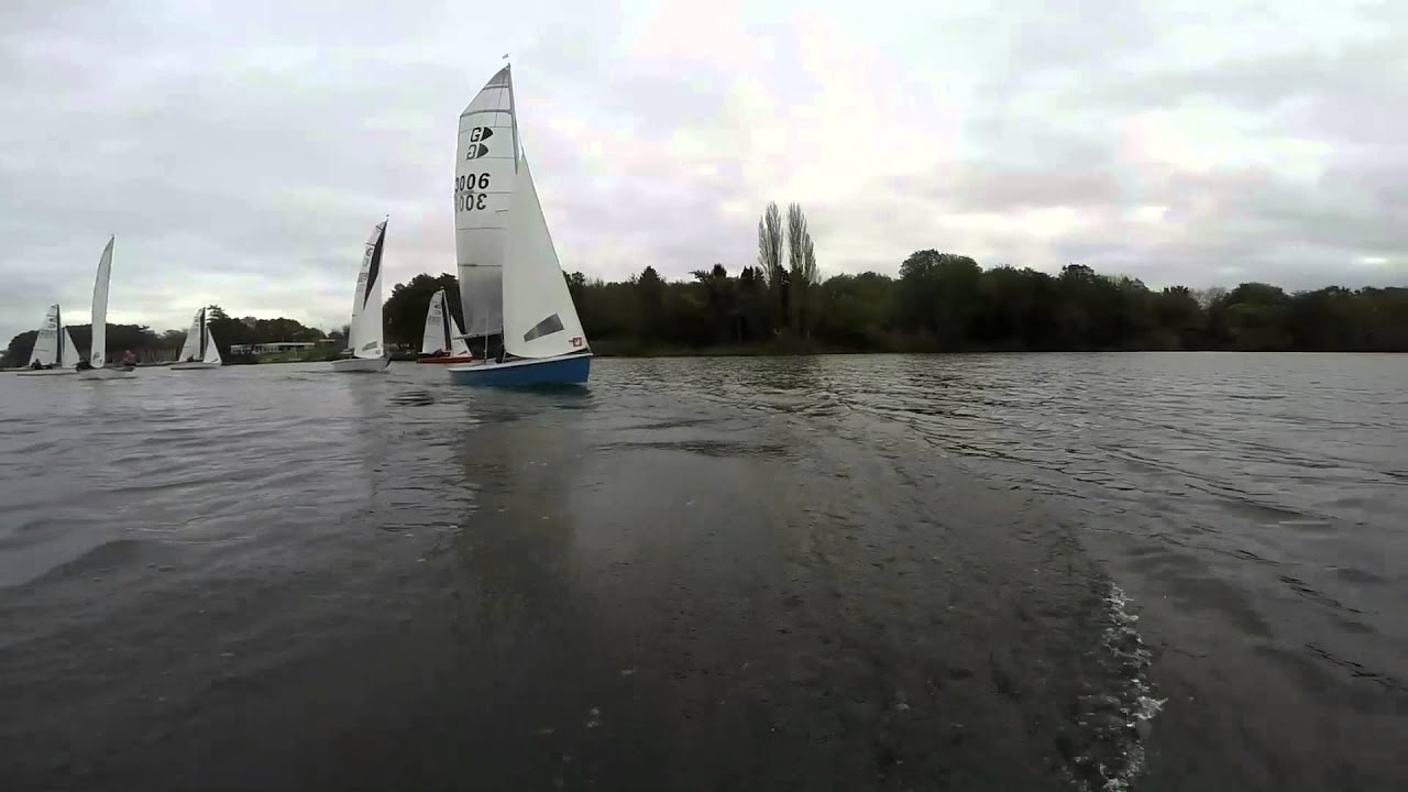 Chipstead Sailing Club Sunday 26 10 2014 - YouTube