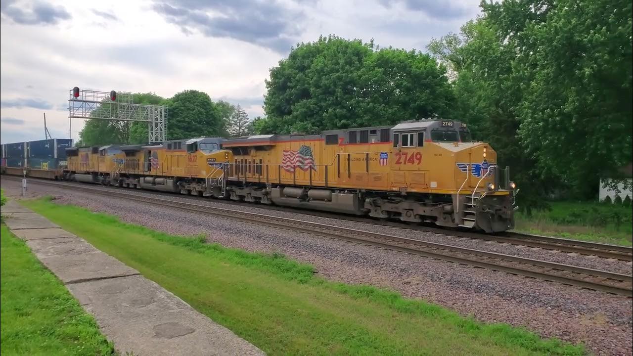 06/05/2022 UP 2749UP 6627UP 4862 UPEB Rochelle,Ill @TrainswithAndy #unionpacific #train - YouTube