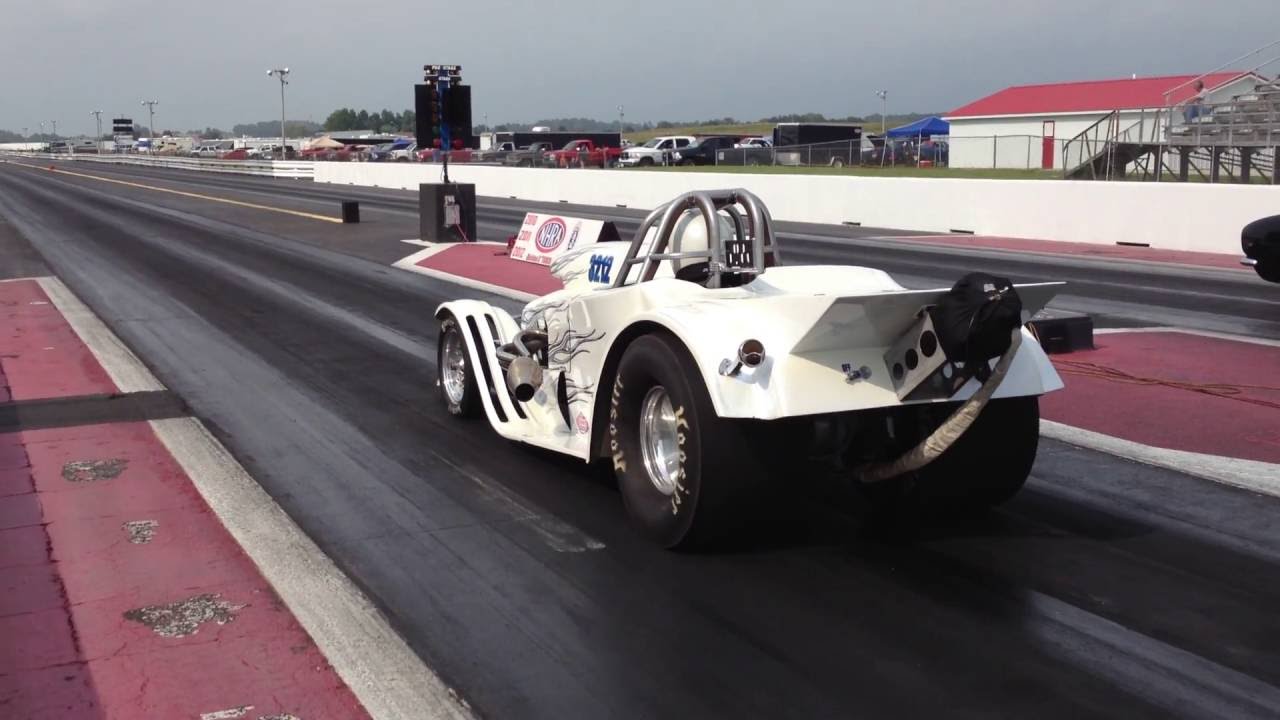 Brogie Roadster Drag Racing - YouTube