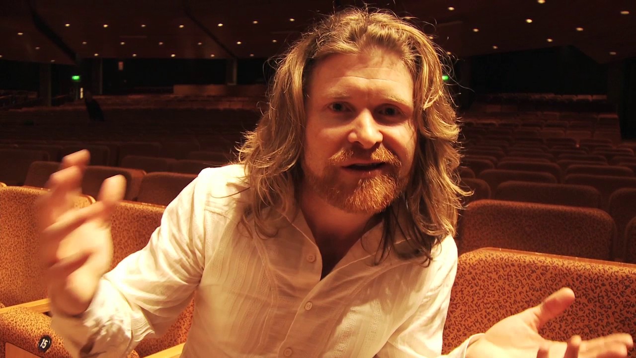 "A Hero's Tale", by Tom McLeod - YouTube