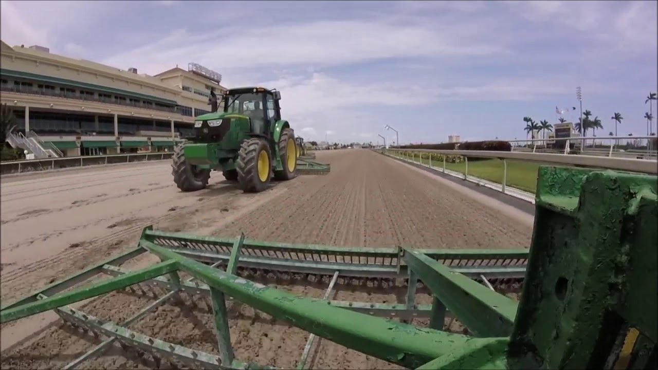 Gulfstream park race track, harrow and floating the track - YouTube