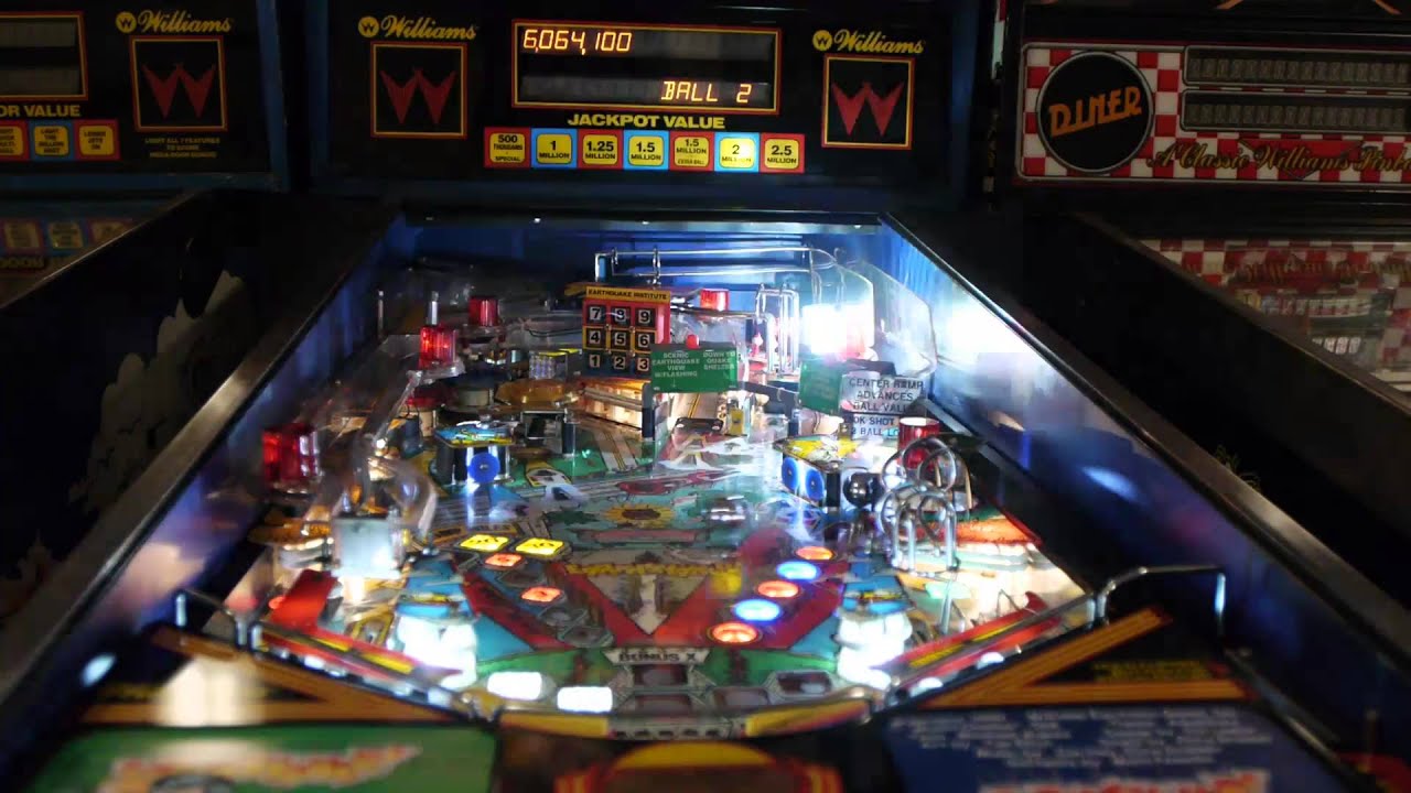 1989 Williams Earthshaker Pinball Gameplay - YouTube