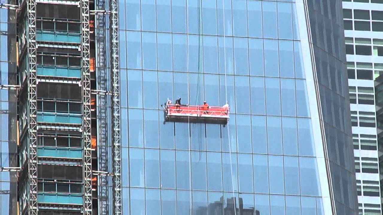 1 World Trade Center - Window Washers (July 9, 2011) - YouTube
