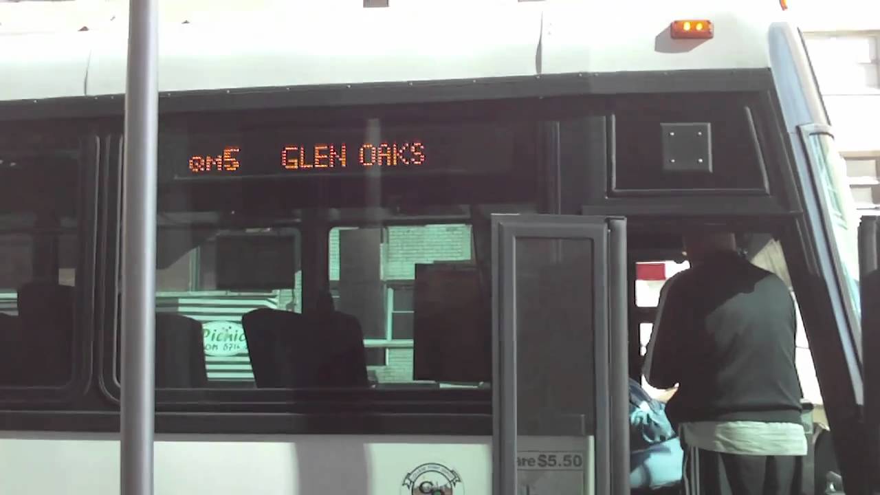 MTA Bus: MCI D4500CL 3048 QM5 Express Bus@57th Street/Lexington Avenue ...