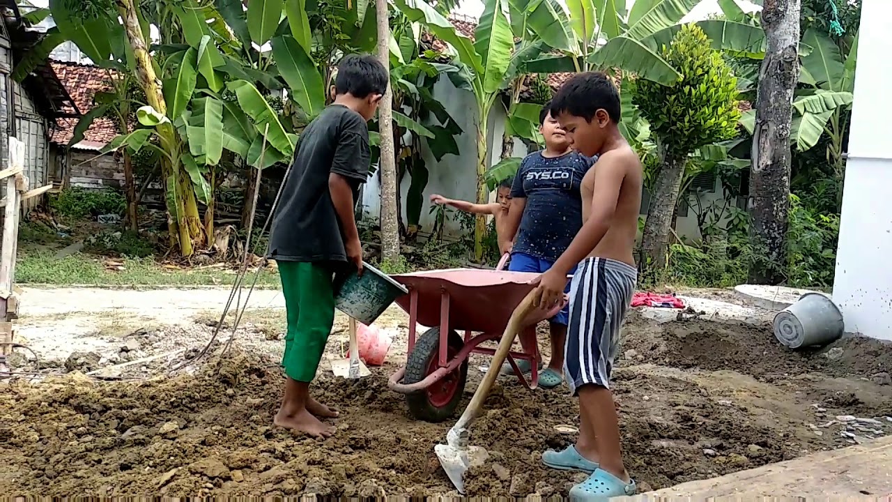 Belajar Mengenal Profesi Tukang Batu - YouTube