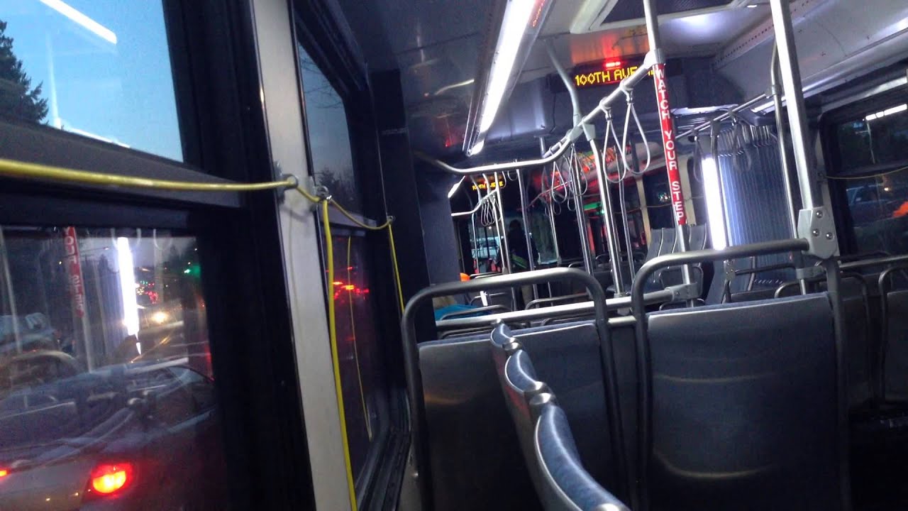 "Devil bus" King County Metro 2011 New Flyer DE60LFR 6901 on route 255 ...