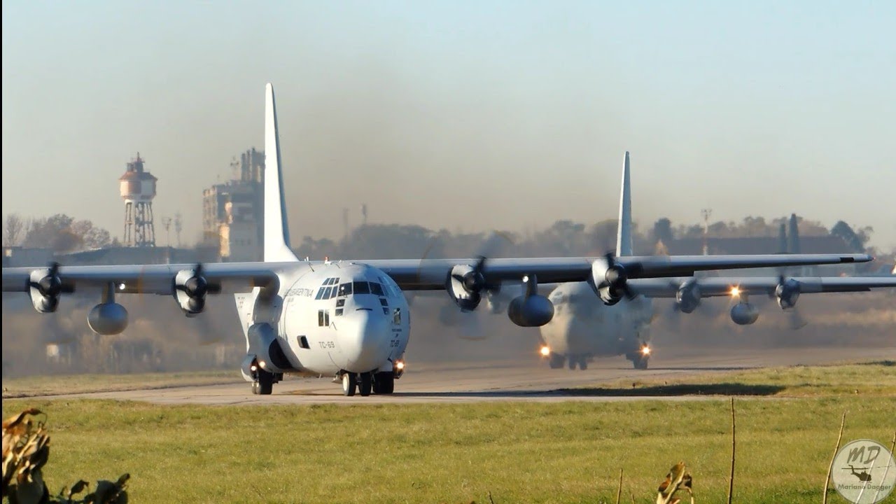 KC/C-130 Hércules TC-69 y TC-66 Despegando y aterrizando en El Palomar ...
