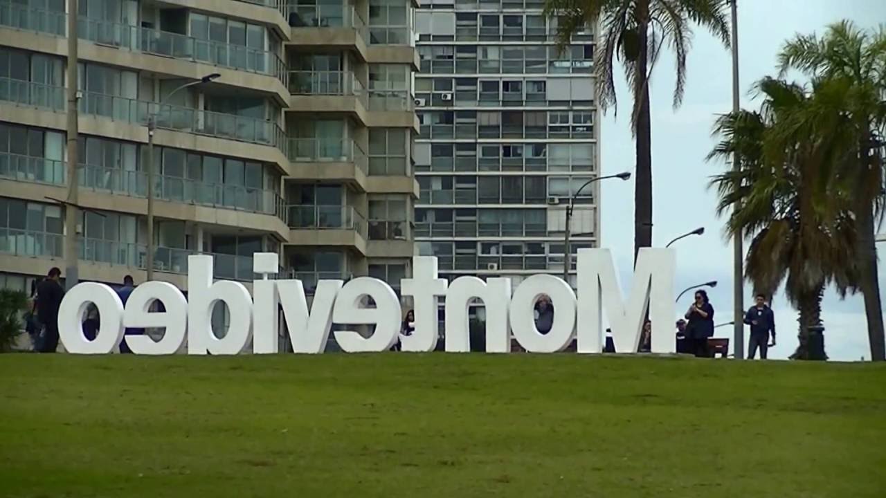 Montevideo : " Puerto del Buceo " . Uruguay. HD. - YouTube