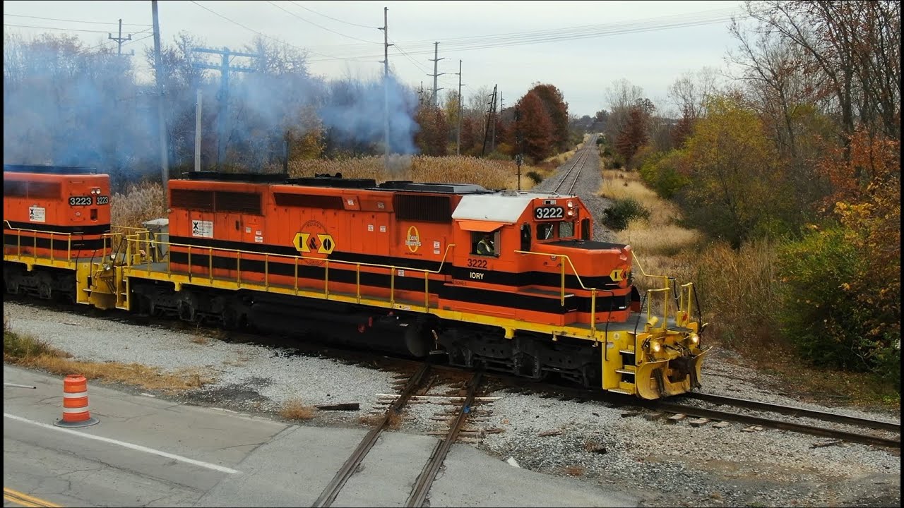 Train action at Sugar St CF&E 2099 and IORY 3222 - YouTube