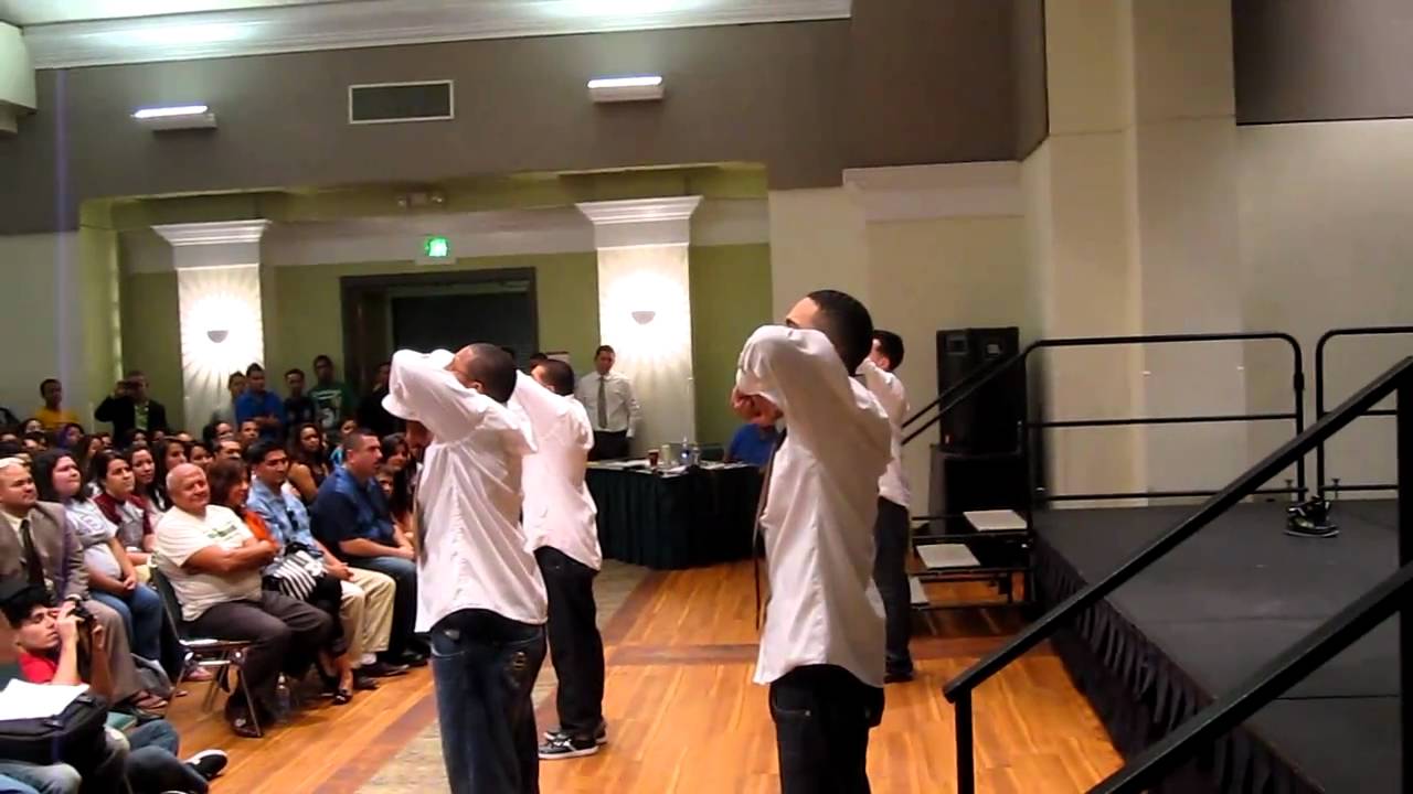 La Unidad Latina, Lambda Upsilon Lambda Mid Atlantic and NST at Movimientos 2010 - YouTube