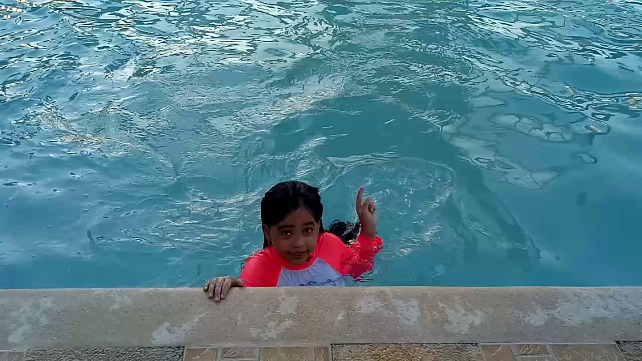 I LOVE SWIMMING 😊😊😊 - YouTube