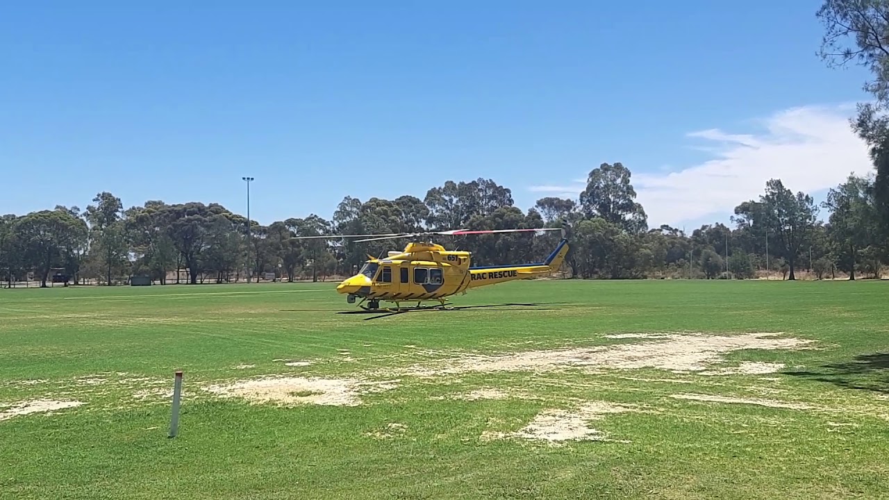 RAC rescue helicopter take off 27/12/2019 - YouTube
