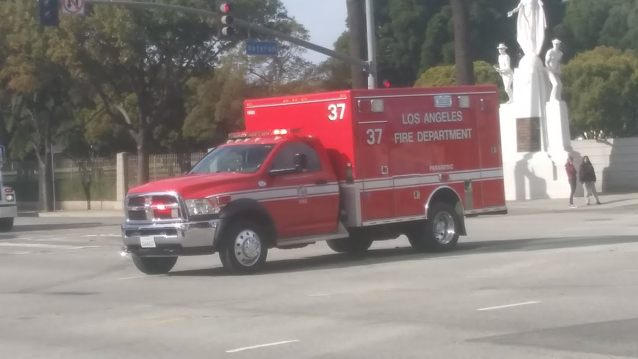 LAFD Rescue 37 Responding - YouTube