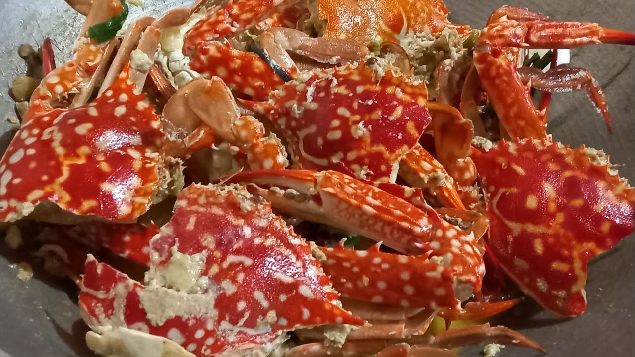 CRAB in Coconut Milk | Yummy and Easy Seafoods Recipe - YouTube