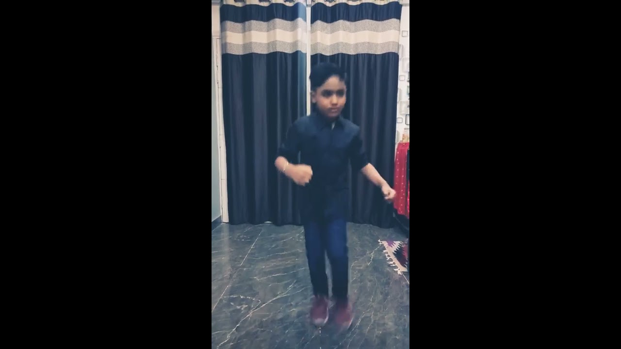 Aayan dance - YouTube