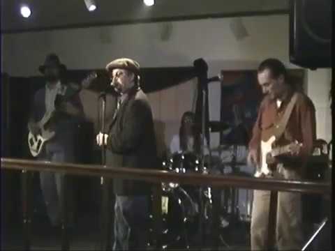 Tone Deaf and the Bedrockers band intro and doing "Double Trouble" at ...