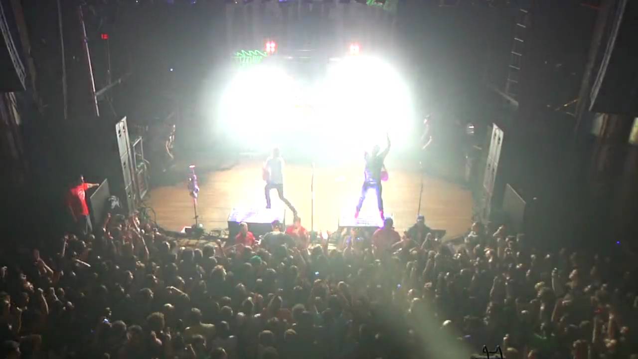 All Time Low - Dear Maria, Count Me In (Live) (Official Music Video ...