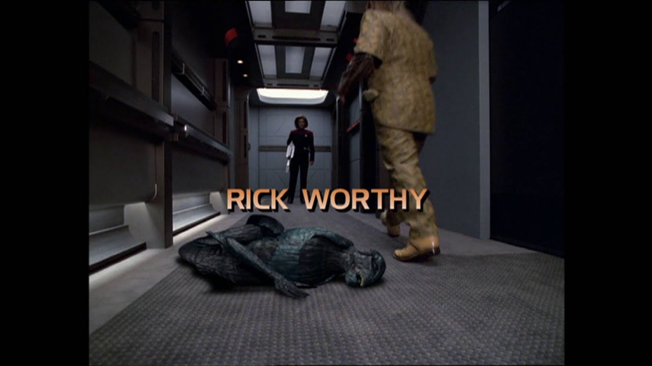 Star Trek Voyager - Aftermath of the Attack "Equinox Part II" - YouTube